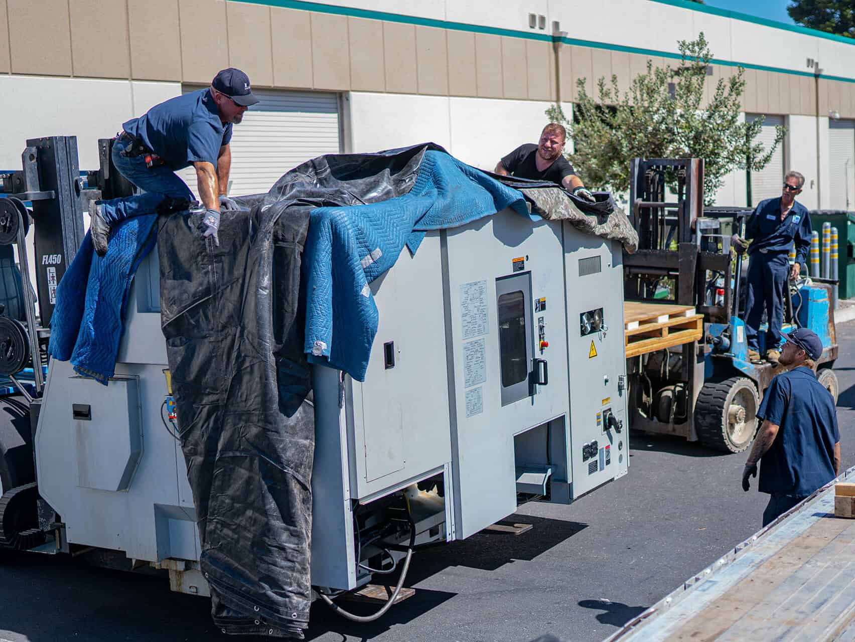 Heavy Machinery Rigger & Mover Equipment | Lawson Drayage